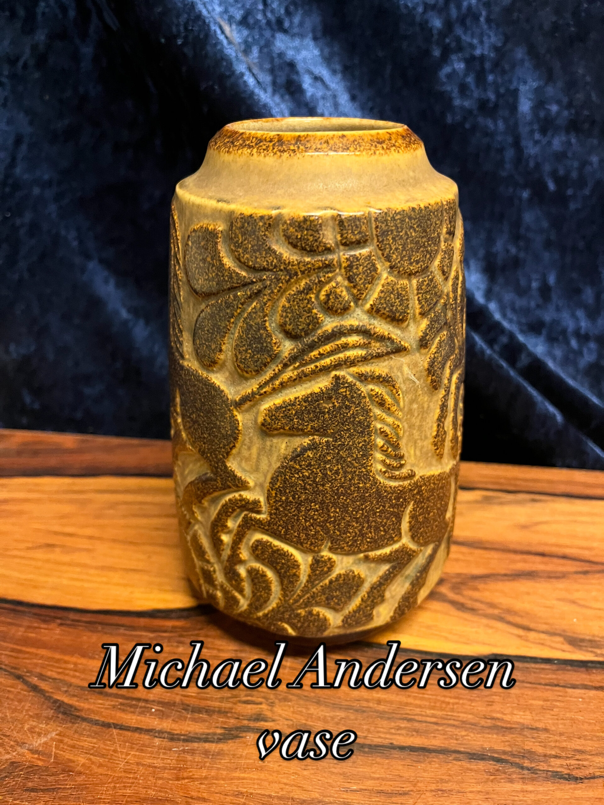 4749. Michael Andersen vase. - Retro og design
